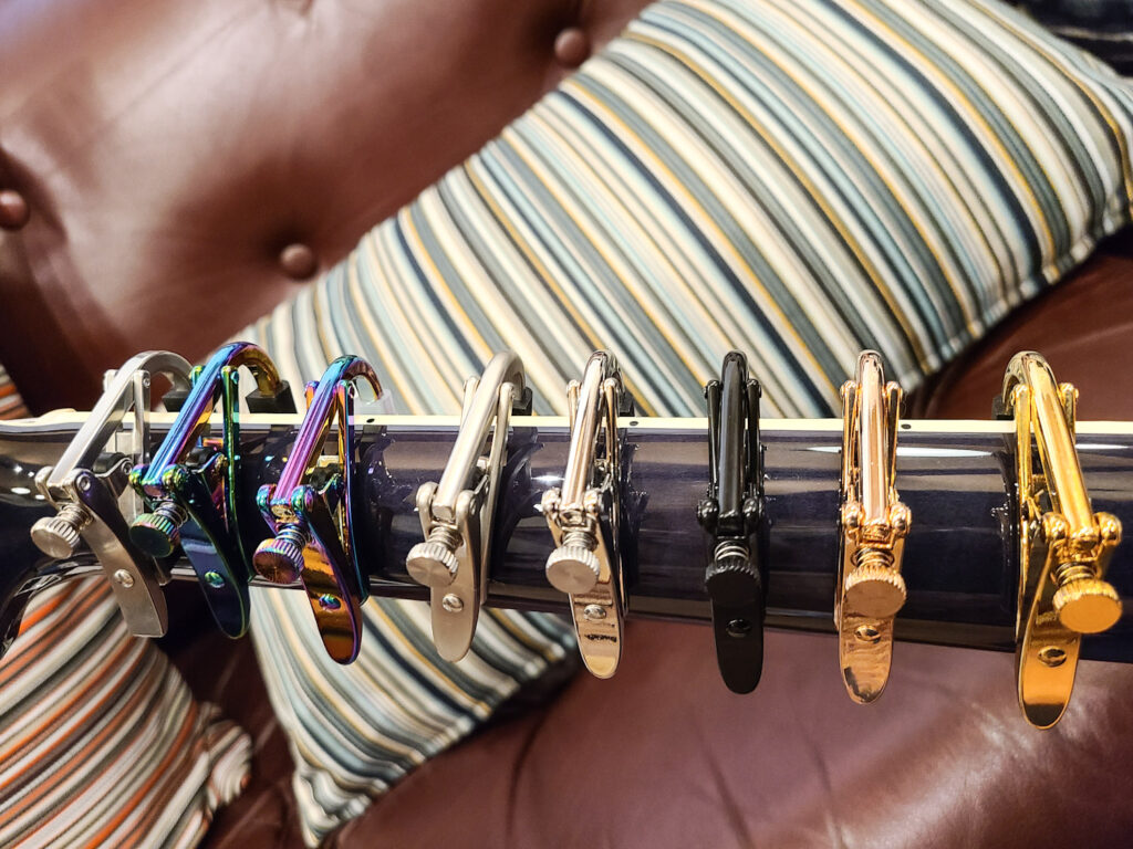 Shubb S1 ステンレス製カポ – Haluna Guitar Studio