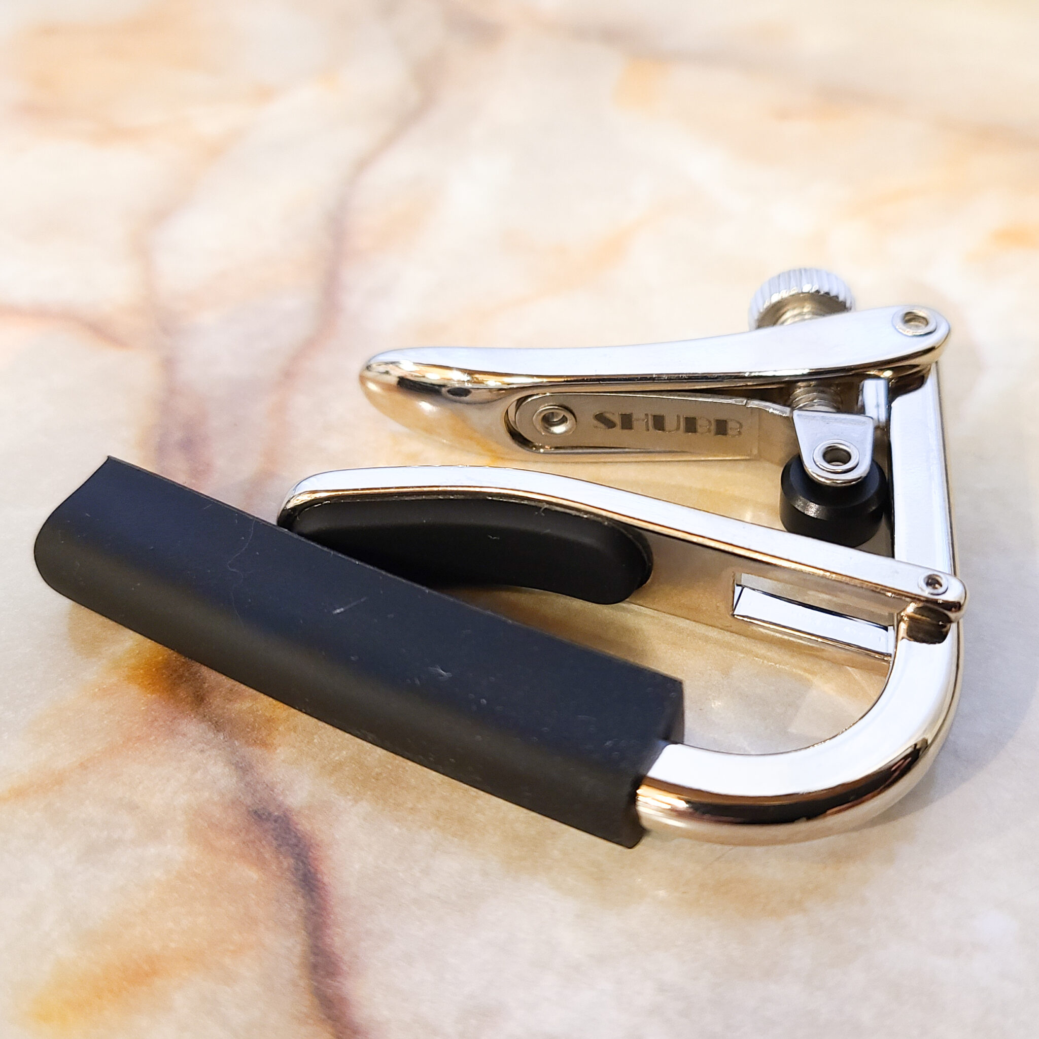 Shubb C1 ブラス製カポ (ニッケルメッキ) – Haluna Guitar Studio